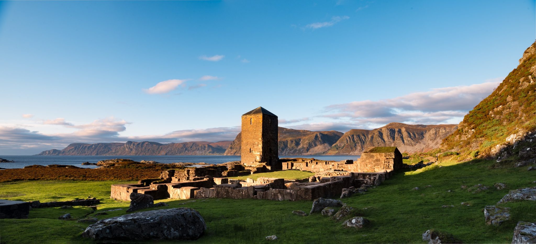 Selja Abbey and the holy island - Ein stad i Stad
